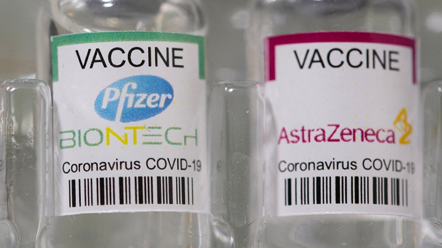 Σοκάρουν τα στοιχεία για Pfizer, Astrazeneca και μετάλλαξη Δέλτα